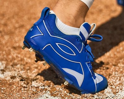 A Guide To Buying Baseball Cleats And Spikes | Under Armour