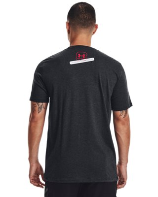 เสื้อแขนสั้นลายกราฟิก UA Sticker สำหรับผู้ชาย | Under Armour TH