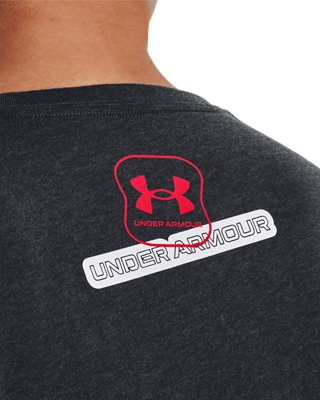 เสื้อแขนสั้นลายกราฟิก UA Sticker สำหรับผู้ชาย | Under Armour TH